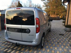 Grey Opel Combo 2012 in Riga, with an engine capacity of 1.60 L and mileage of 0 thousand km for 4800 €, photo 4 on AUTOMOTO.COM.LV