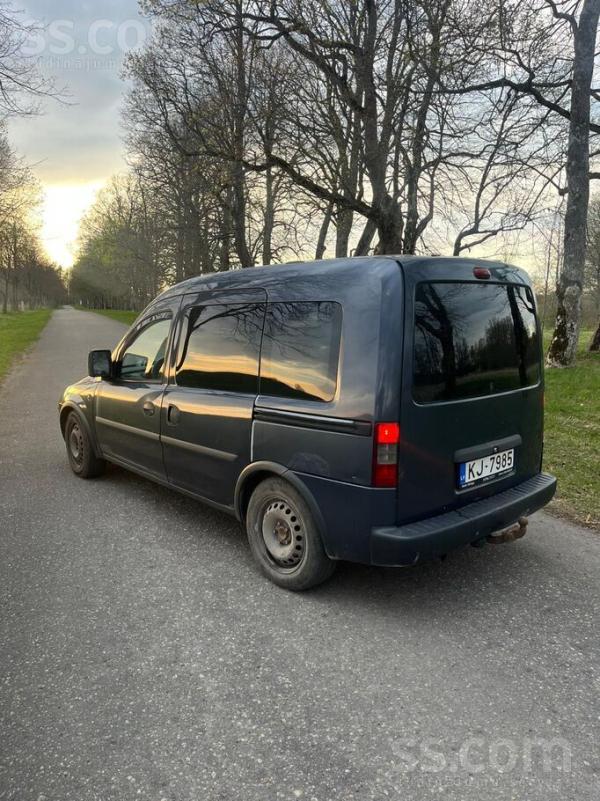 Pelēks Opel Combo 2007 Ventspils, ar dzinēja tilpumu 1.70 L un nobraukumu 556 tūkst. km par 2150 €, foto 3 vietnē AUTOMOTO.COM.LV