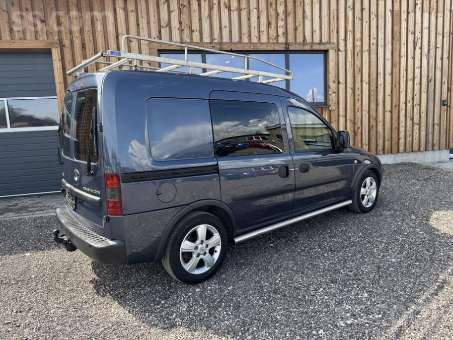 Pelēks Opel Combo 2007 Cēsis, ar dzinēja tilpumu 1.70 L un nobraukumu 202 tūkst. km par 2950 €, foto 6 vietnē AUTOMOTO.COM.LV