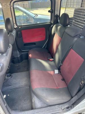 Pelēks Opel Combo 2007 Rīga, ar dzinēja tilpumu 1.40 L un nobraukumu 210 tūkst. km par 2000 €, foto 11 vietnē AUTOMOTO.COM.LV