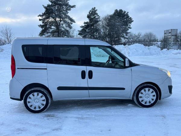 Pelēks Opel Combo 2014 Viļņa, ar dzinēja tilpumu 1.60 L un nobraukumu 265 tūkst. km par 3500 €, foto 2 vietnē AUTOMOTO.COM.LV
