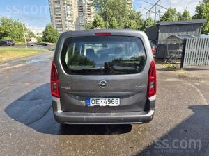 Pelēks Opel Combo 2018 Rīga, ar dzinēja tilpumu 1.50 L un nobraukumu 218 tūkst. km par 9990 €, foto 8 vietnē AUTOMOTO.COM.LV