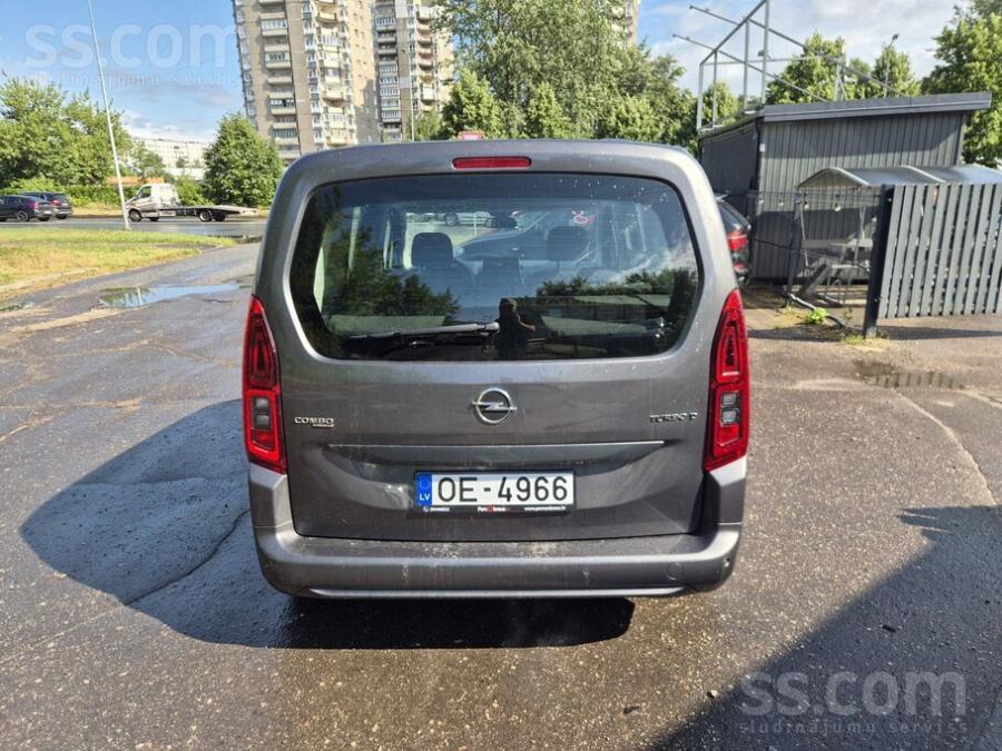 Pelēks Opel Combo 2018 Rīga, ar dzinēja tilpumu 1.50 L un nobraukumu 218 tūkst. km par 9990 €, foto 8 vietnē AUTOMOTO.COM.LV