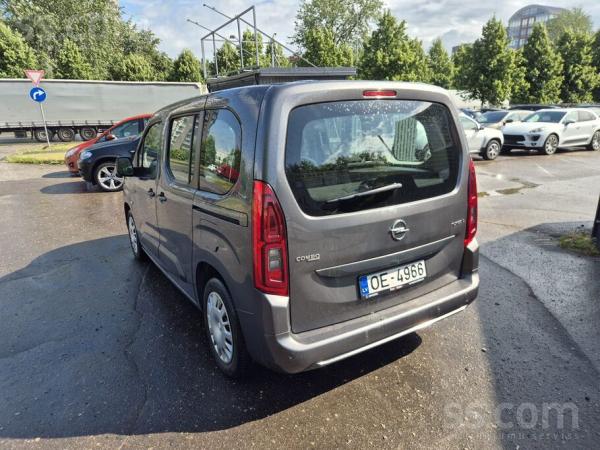 Grey Opel Combo 2018 in Riga, with an engine capacity of 1.50 L and mileage of 218 thousand km for 9990 €, photo 8 on AUTOMOTO.COM.LV
