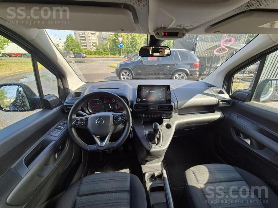 Pelēks Opel Combo 2018 Rīga, ar dzinēja tilpumu 1.50 L un nobraukumu 218 tūkst. km par 9990 €, foto 13 vietnē AUTOMOTO.COM.LV