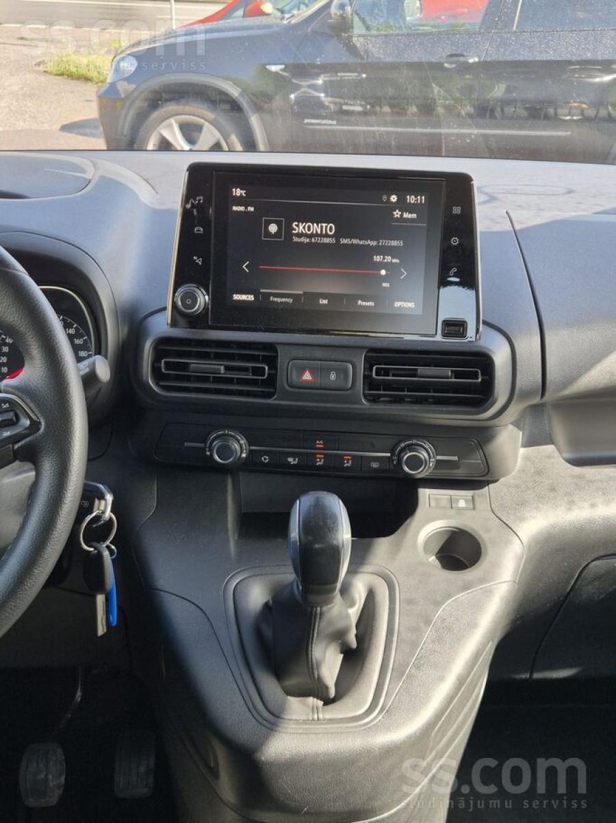 Pelēks Opel Combo 2018 Rīga, ar dzinēja tilpumu 1.50 L un nobraukumu 218 tūkst. km par 9990 €, foto 14 vietnē AUTOMOTO.COM.LV