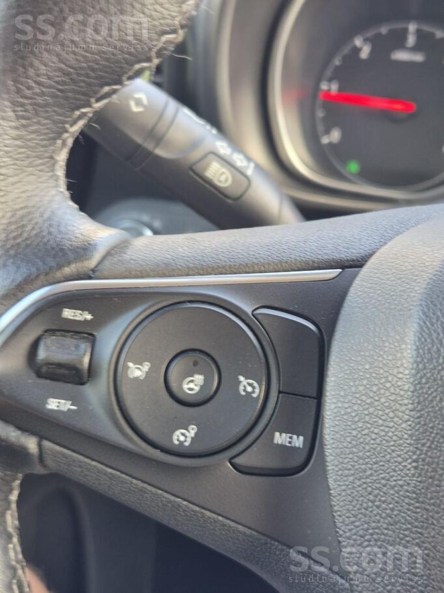 Pelēks Opel Combo 2018 Rīga, ar dzinēja tilpumu 1.50 L un nobraukumu 218 tūkst. km par 9990 €, foto 18 vietnē AUTOMOTO.COM.LV