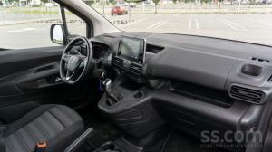 Pelēks Opel Combo 2018 Rīga, ar dzinēja tilpumu 1.50 L un nobraukumu 218 tūkst. km par 9990 €, foto 12 vietnē AUTOMOTO.COM.LV