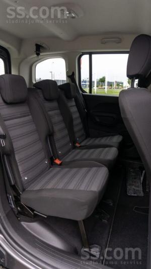 Pelēks Opel Combo 2018 Rīga, ar dzinēja tilpumu 1.50 L un nobraukumu 218 tūkst. km par 9990 €, foto 25 vietnē AUTOMOTO.COM.LV