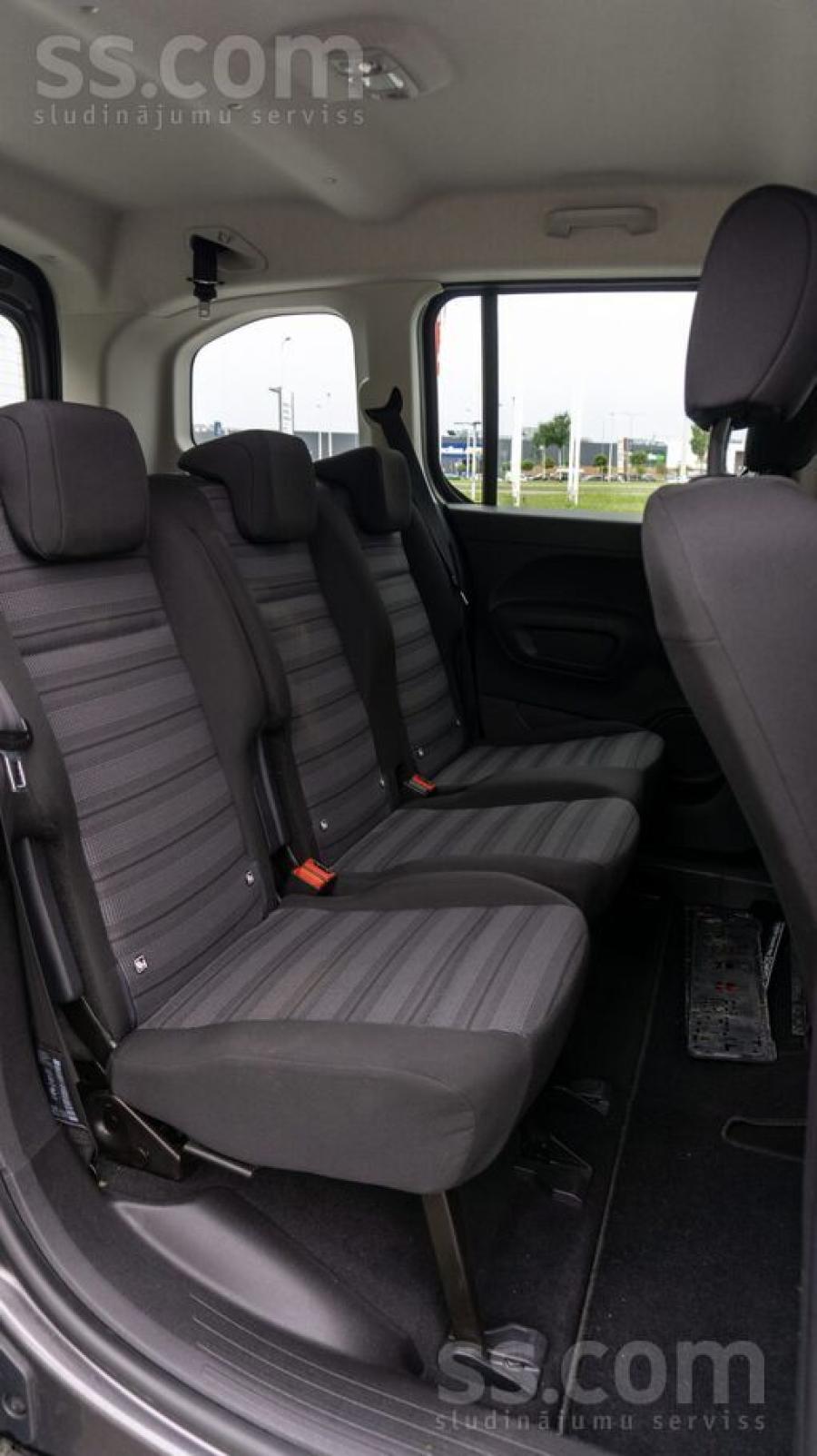 Pelēks Opel Combo 2018 Rīga, ar dzinēja tilpumu 1.50 L un nobraukumu 218 tūkst. km par 9990 €, foto 25 vietnē AUTOMOTO.COM.LV