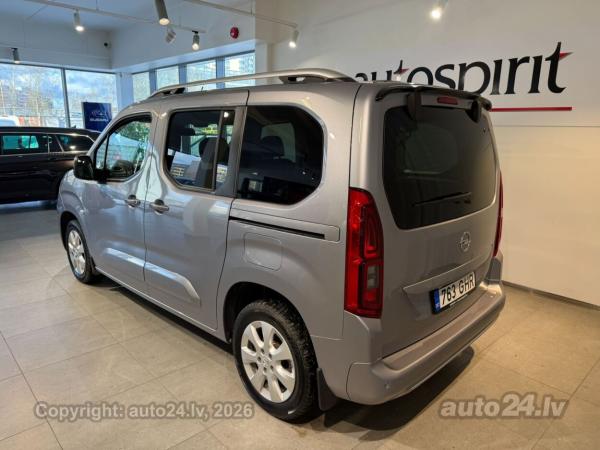 Pelēks Opel Combo 2022 Tallina, ar dzinēja tilpumu 1.20 L un nobraukumu 36 tūkst. km par 15900 €, foto 3 vietnē AUTOMOTO.COM.LV