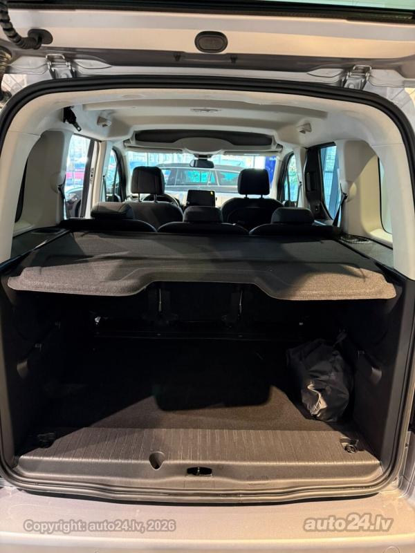 Pelēks Opel Combo 2022 Tallina, ar dzinēja tilpumu 1.20 L un nobraukumu 36 tūkst. km par 15900 €, foto 7 vietnē AUTOMOTO.COM.LV