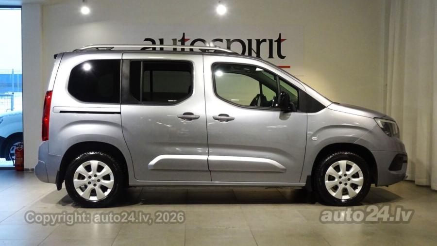 Pelēks Opel Combo 2022 Tallina, ar dzinēja tilpumu 1.20 L un nobraukumu 42 tūkst. km par 16990 €, foto 7 vietnē AUTOMOTO.COM.LV