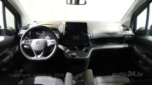 Pelēks Opel Combo 2022 Tallina, ar dzinēja tilpumu 1.20 L un nobraukumu 42 tūkst. km par 16990 €, foto 12 vietnē AUTOMOTO.COM.LV