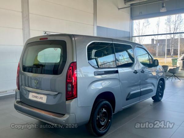 Pelēks Opel Combo 2026 Jehvi, ar dzinēja tilpumu 1.50 L un nobraukumu 2 tūkst. km par 29900 €, foto 6 vietnē AUTOMOTO.COM.LV