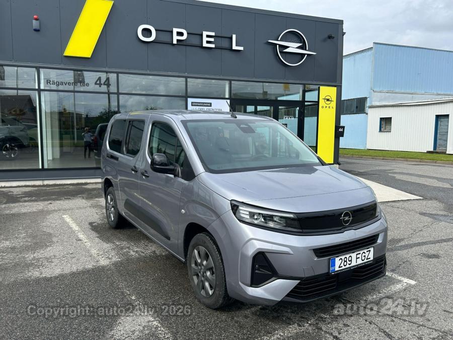 Grey Opel Combo 2026 in Rakvere, with an engine capacity of 1.50 L and mileage of 0 thousand km for 31990 €, photo 1 on AUTOMOTO.COM.LV