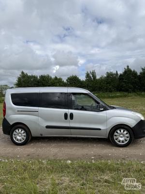 Opel Combo 2014 in Klaipeda, with an engine capacity of 1.60 L and mileage of 313 thousand km for 2700 €, photo 3 on AUTOMOTO.COM.LV