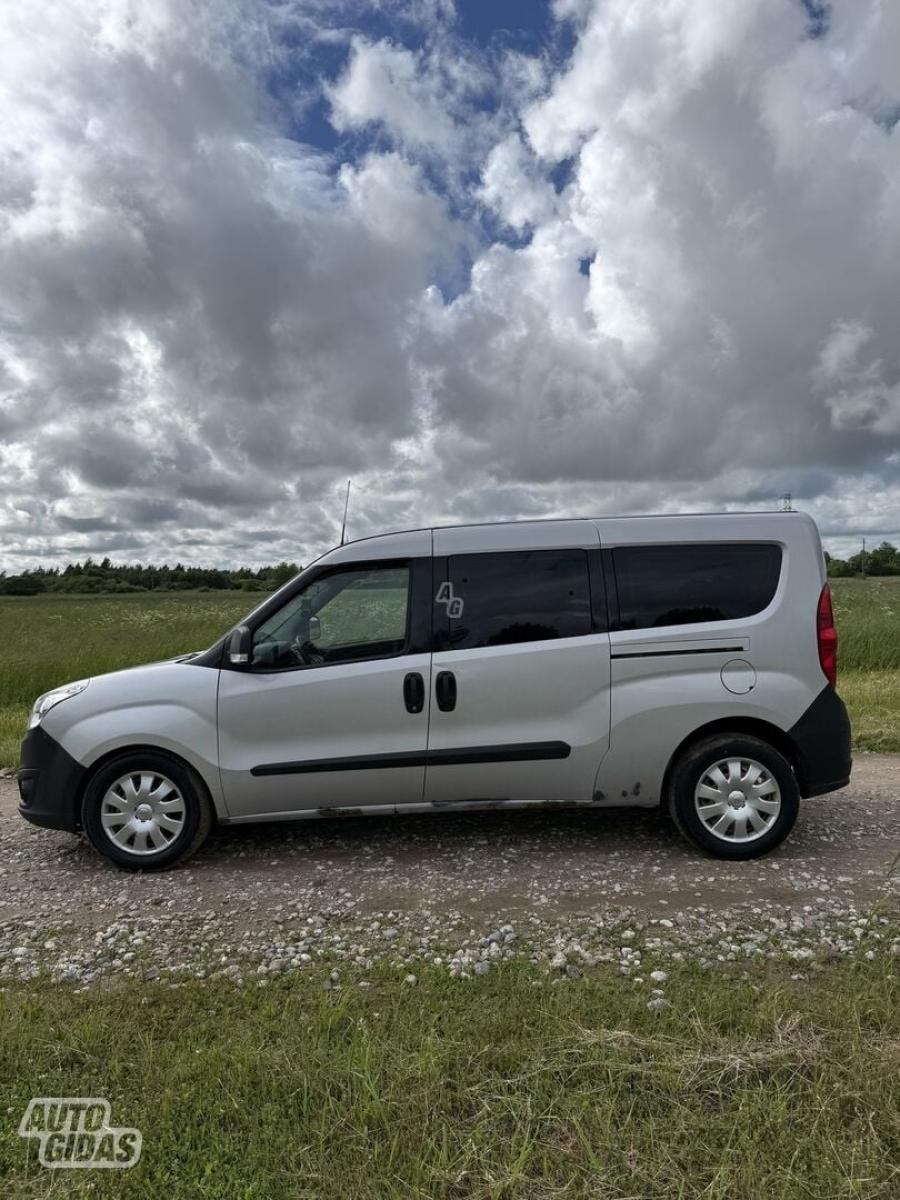 Opel Combo 2014 in Klaipeda, with an engine capacity of 1.60 L and mileage of 313 thousand km for 2700 €, photo 4 on AUTOMOTO.COM.LV