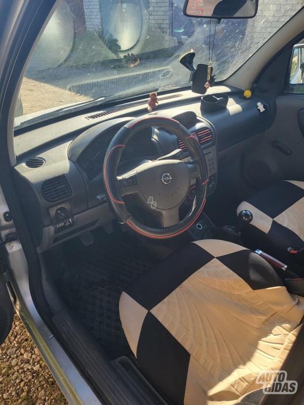 Opel Combo 2004 in Salcininkai, with an engine capacity of 1.70 L and mileage of 365 thousand km for 1100 €, photo 1 on AUTOMOTO.COM.LV