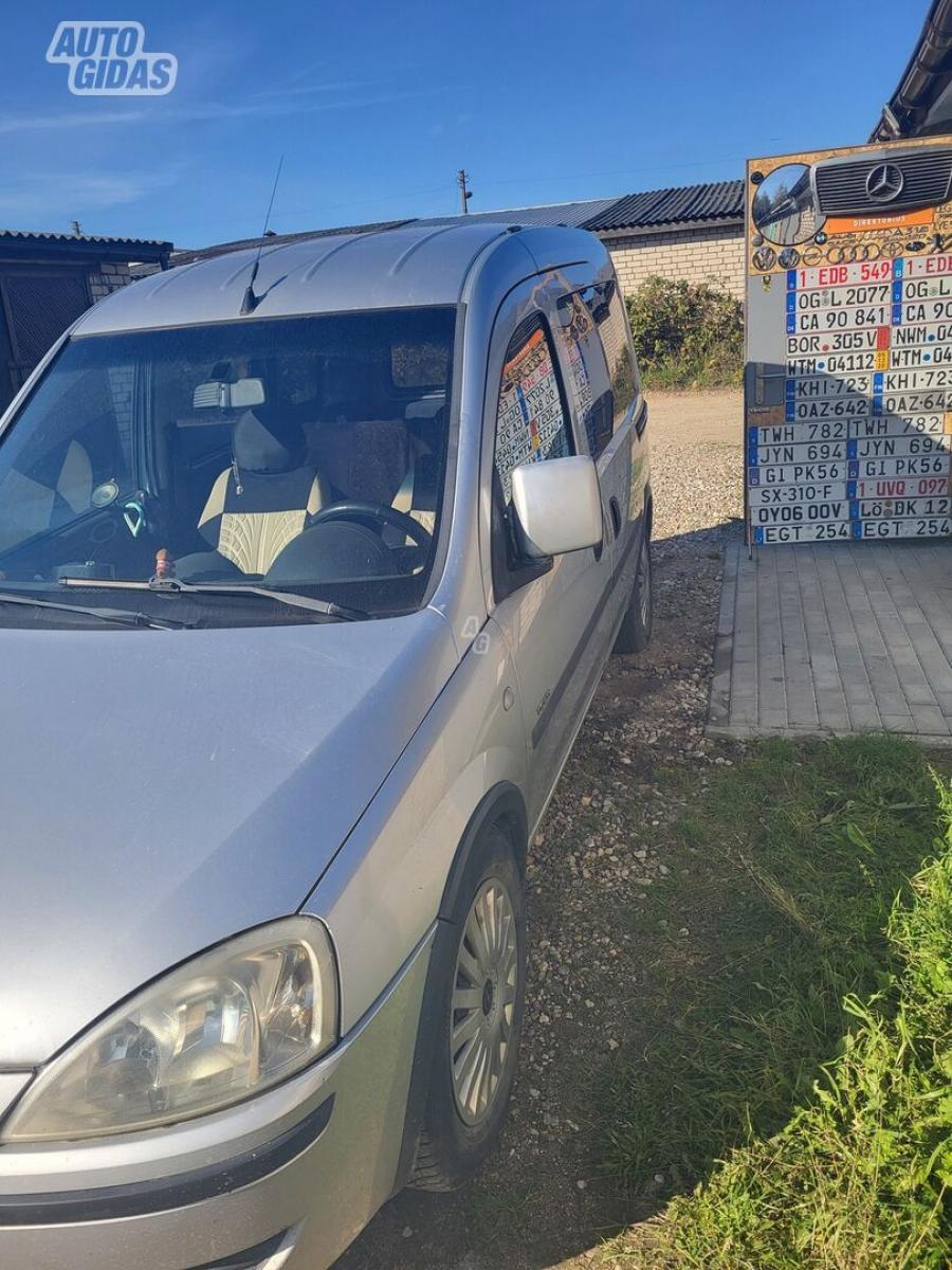 Opel Combo 2004 in Salcininkai, with an engine capacity of 1.70 L and mileage of 365 thousand km for 1100 €, photo 10 on AUTOMOTO.COM.LV