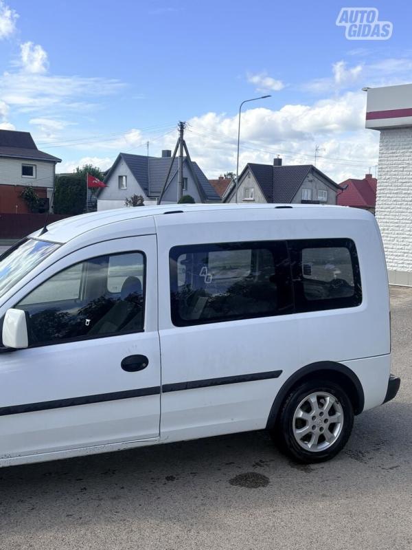 Opel Combo 2006 in Marijampole, with an engine capacity of 1.70 L and mileage of 299 thousand km for 1500 €, photo 3 on AUTOMOTO.COM.LV