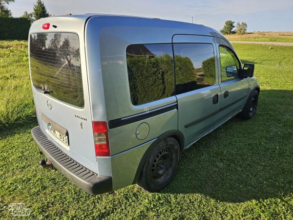 Opel Combo 2006 Alīta, ar dzinēja tilpumu 1.70 L un nobraukumu 362 tūkst. km par 1300 €, foto 4 vietnē AUTOMOTO.COM.LV