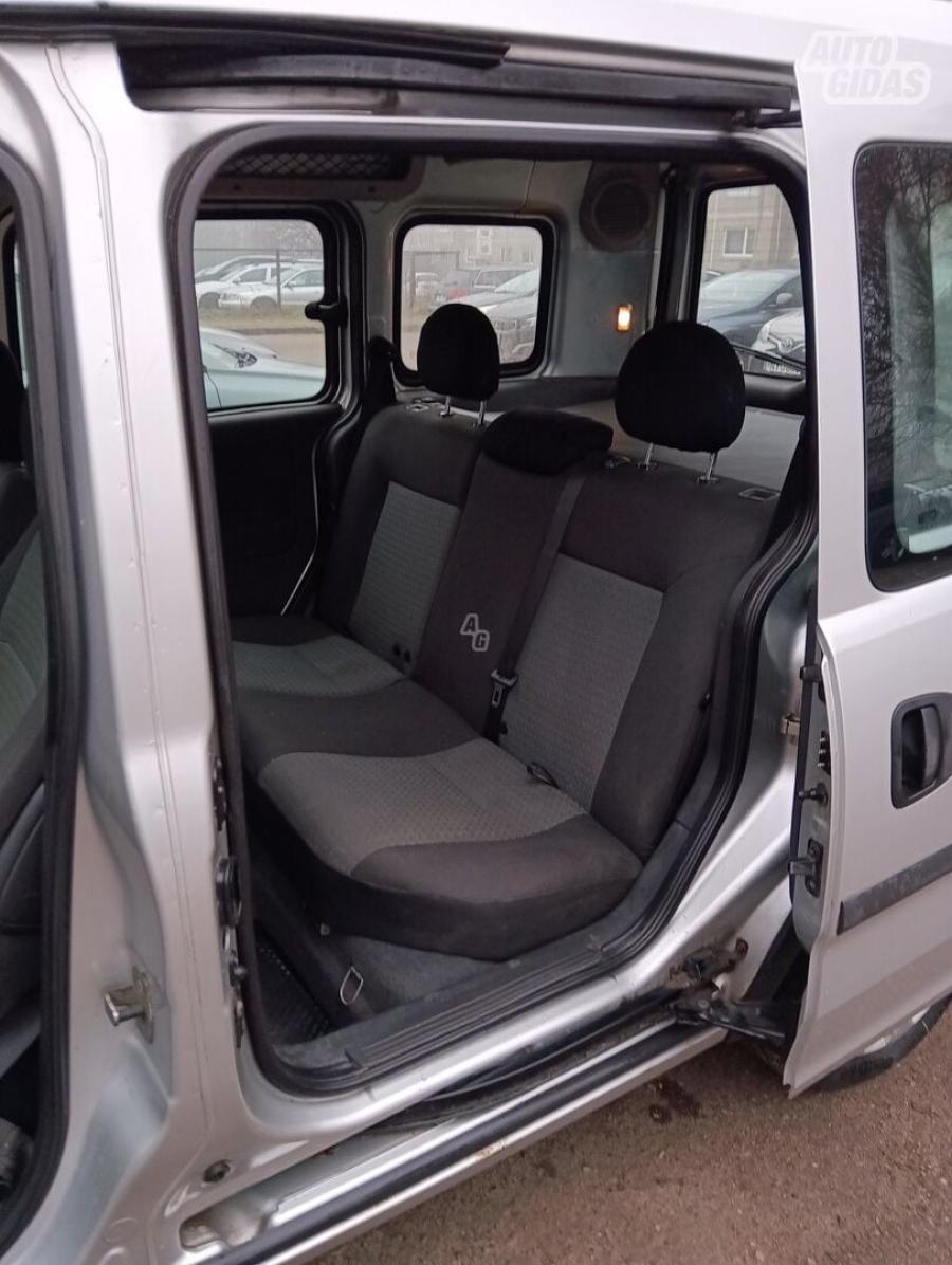 Opel Combo 2008 Viļņa, ar dzinēja tilpumu 1.30 L un nobraukumu 254 tūkst. km par 1700 €, foto 9 vietnē AUTOMOTO.COM.LV