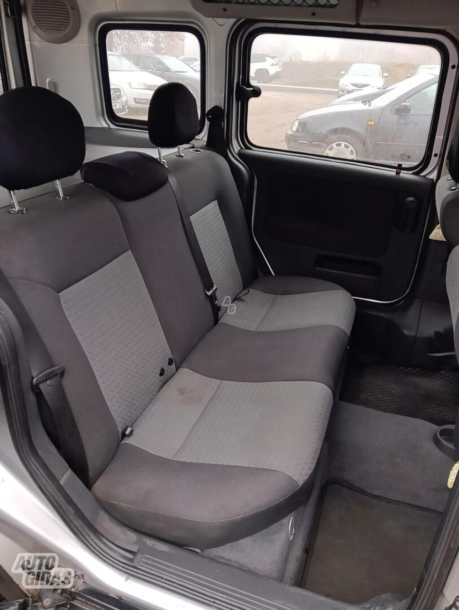 Opel Combo 2008 Viļņa, ar dzinēja tilpumu 1.30 L un nobraukumu 254 tūkst. km par 1700 €, foto 10 vietnē AUTOMOTO.COM.LV