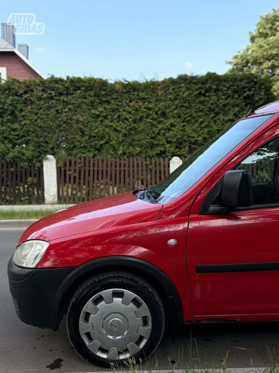 Opel Combo 2010 in Vilnius, with an engine capacity of 1.40 L and mileage of 175 thousand km for 1850 €, photo 9 on AUTOMOTO.COM.LV