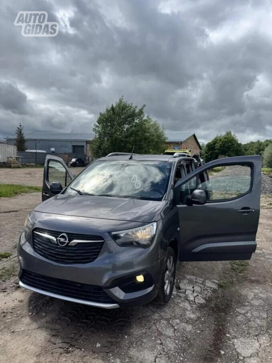 Opel Combo 2020 in Siauliai, with an engine capacity of 1.20 L and mileage of 143 thousand km for 20000 €, photo 1 on AUTOMOTO.COM.LV