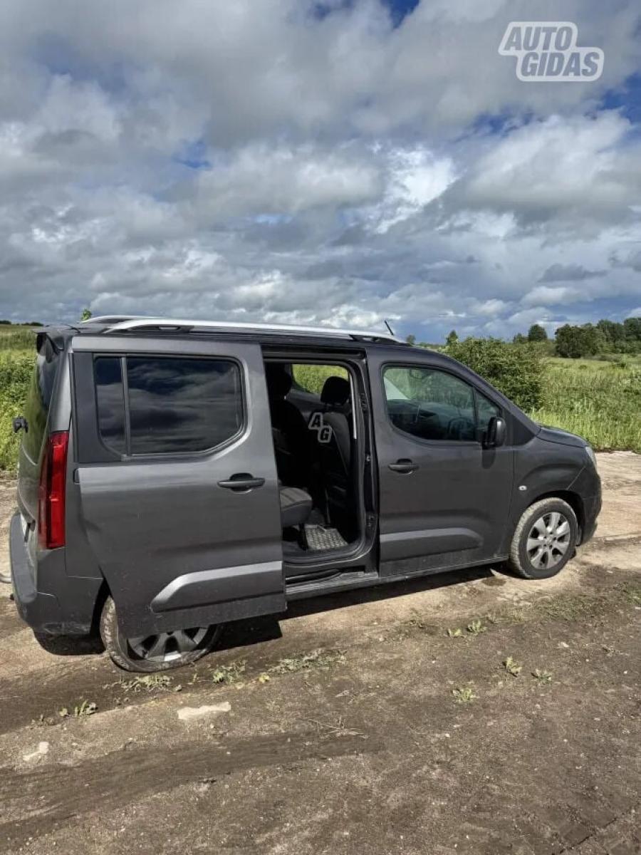 Opel Combo 2020 in Siauliai, with an engine capacity of 1.20 L and mileage of 143 thousand km for 20000 €, photo 5 on AUTOMOTO.COM.LV