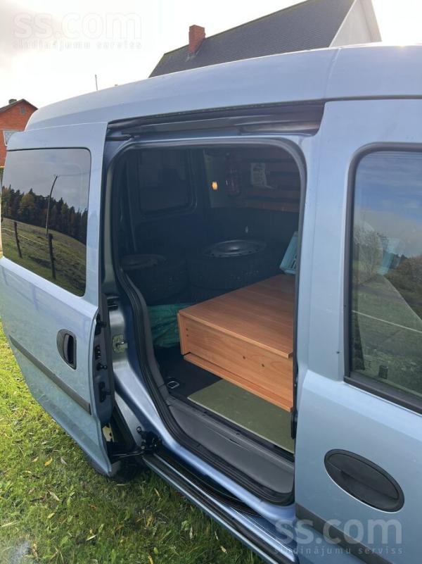 Opel Combo 2004 in Valmiera, with an engine capacity of 1.70 L and mileage of 183 thousand km for 3700 €, photo 11 on AUTOMOTO.COM.LV