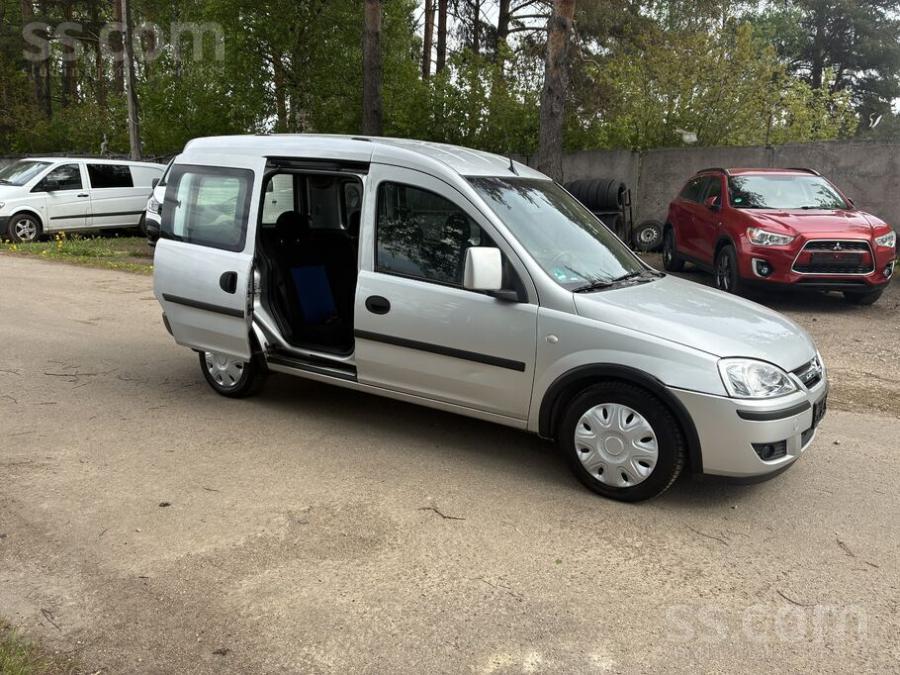 Opel Combo 2006 Rīga, ar dzinēja tilpumu 1.30 L un nobraukumu 0 tūkst. km par 2750 €, foto 11 vietnē AUTOMOTO.COM.LV
