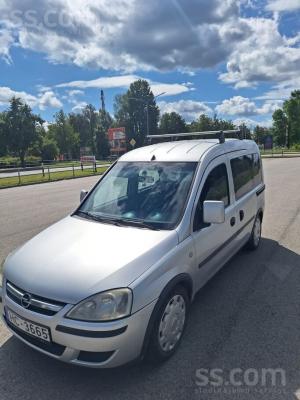 Opel Combo 2008 in Aizkraukle, with an engine capacity of 1.70 L and mileage of 325 thousand km for 2200 €, photo 2 on AUTOMOTO.COM.LV
