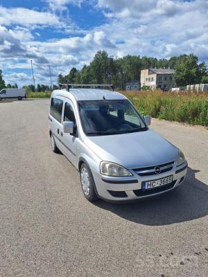 Opel Combo 2008 in Aizkraukle, with an engine capacity of 1.70 L and mileage of 325 thousand km for 2200 €, photo 3 on AUTOMOTO.COM.LV
