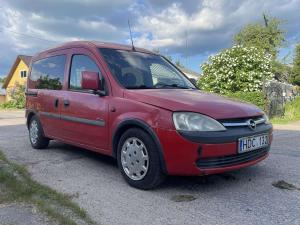 Sarkans Opel Combo 2003 Kaišiadorys, ar dzinēja tilpumu 1.69 L un nobraukumu 300 tūkst. km par 1000 €, foto 4 vietnē AUTOMOTO.COM.LV