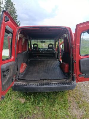 Red Opel Combo 2007 in Riga, with an engine capacity of 1.30 L and mileage of 336 thousand km for 1800 €, photo 6 on AUTOMOTO.COM.LV