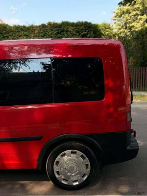 Sarkans Opel Combo 2010 Viļņa, ar dzinēja tilpumu 1.36 L un nobraukumu 175 tūkst. km par 1850 €, foto 8 vietnē AUTOMOTO.COM.LV