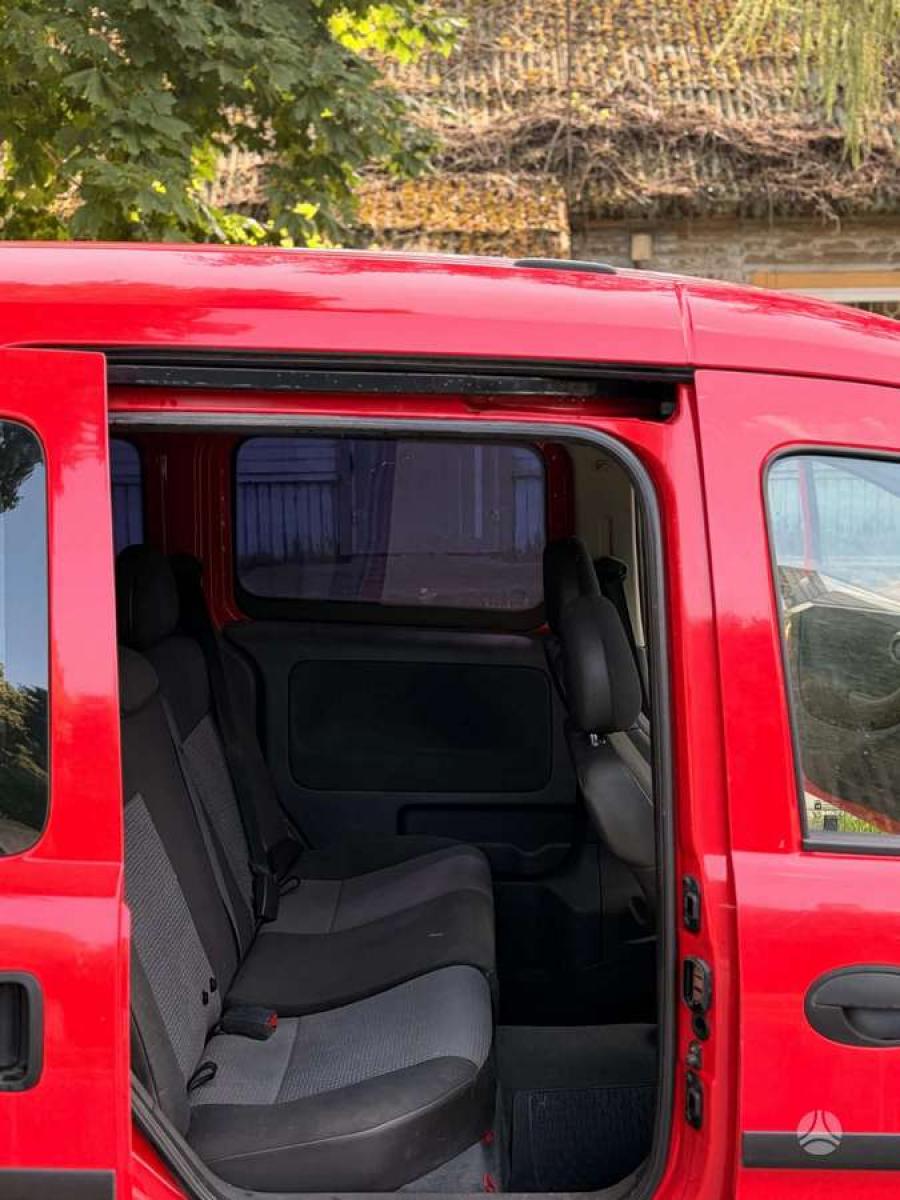 Sarkans Opel Combo 2010 Viļņa, ar dzinēja tilpumu 1.36 L un nobraukumu 175 tūkst. km par 1850 €, foto 17 vietnē AUTOMOTO.COM.LV