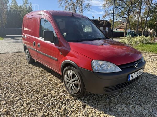 Sarkans Opel Combo 2011 Rēzekne, ar dzinēja tilpumu 1.30 L un nobraukumu 265 tūkst. km par 2200 €, foto 4 vietnē AUTOMOTO.COM.LV