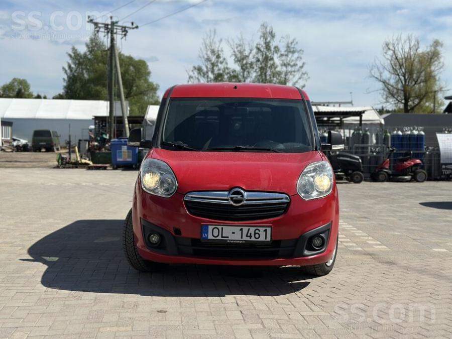 Sarkans Opel Combo 2012 Ogre, ar dzinēja tilpumu 1.30 L un nobraukumu 348 tūkst. km par 2900 €, foto 3 vietnē AUTOMOTO.COM.LV