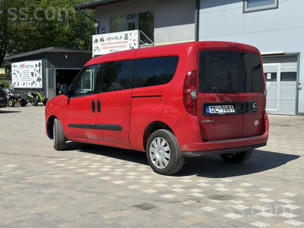 Red Opel Combo 2012 in Ogre, with an engine capacity of 1.30 L and mileage of 348 thousand km for 2900 €, photo 5 on AUTOMOTO.COM.LV