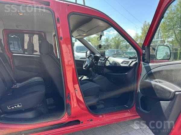 Red Opel Combo 2012 in Ogre, with an engine capacity of 1.30 L and mileage of 348 thousand km for 2900 €, photo 6 on AUTOMOTO.COM.LV