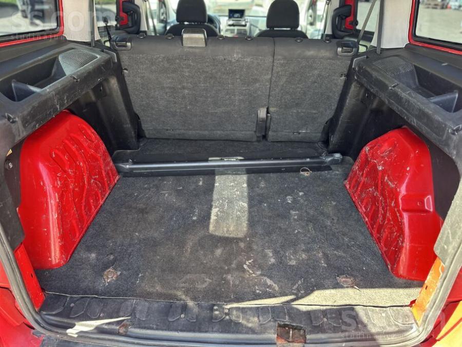 Sarkans Opel Combo 2012 Ogre, ar dzinēja tilpumu 1.30 L un nobraukumu 348 tūkst. km par 2900 €, foto 10 vietnē AUTOMOTO.COM.LV