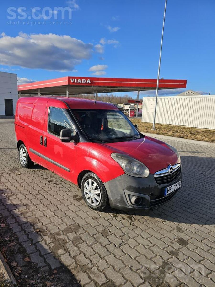 Red Opel Combo 2012 in Aizkraukle, with an engine capacity of 1.60 L and mileage of 390 thousand km for 2000 €, photo 6 on AUTOMOTO.COM.LV