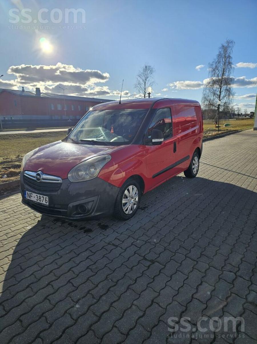 Red Opel Combo 2012 in Aizkraukle, with an engine capacity of 1.60 L and mileage of 390 thousand km for 2000 €, photo 7 on AUTOMOTO.COM.LV