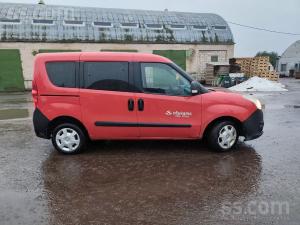 Sarkans Opel Combo 2015 Jēkabpils, ar dzinēja tilpumu 1.30 L un nobraukumu 331 tūkst. km par 2300 €, foto 3 vietnē AUTOMOTO.COM.LV