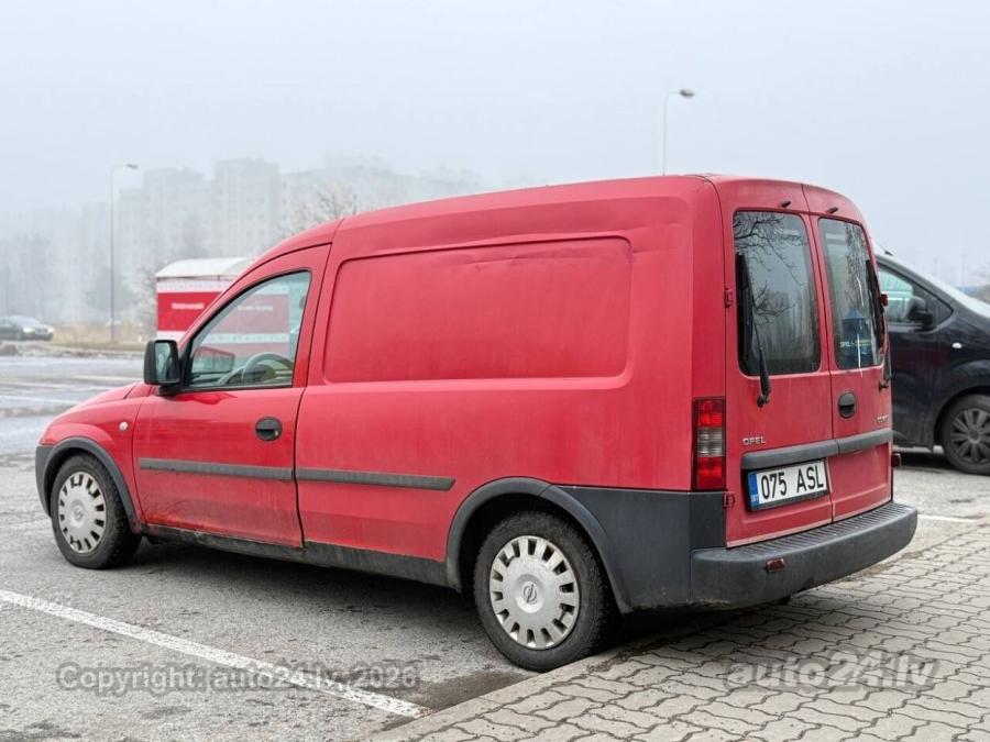 Opel Combo 2003 in Tallinn, with an engine capacity of 1.60 L and mileage of 167 thousand km for 600 €, photo 5 on AUTOMOTO.COM.LV