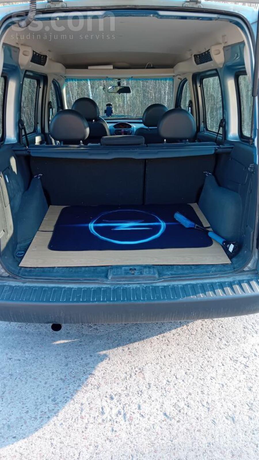 Opel Combo 2006 in Riga, with an engine capacity of 1.70 L and mileage of 247 thousand km for 3300 €, photo 12 on AUTOMOTO.COM.LV