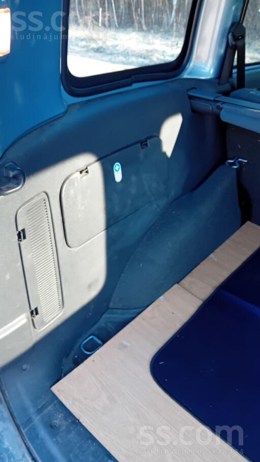 Opel Combo 2006 in Riga, with an engine capacity of 1.70 L and mileage of 247 thousand km for 3300 €, photo 20 on AUTOMOTO.COM.LV